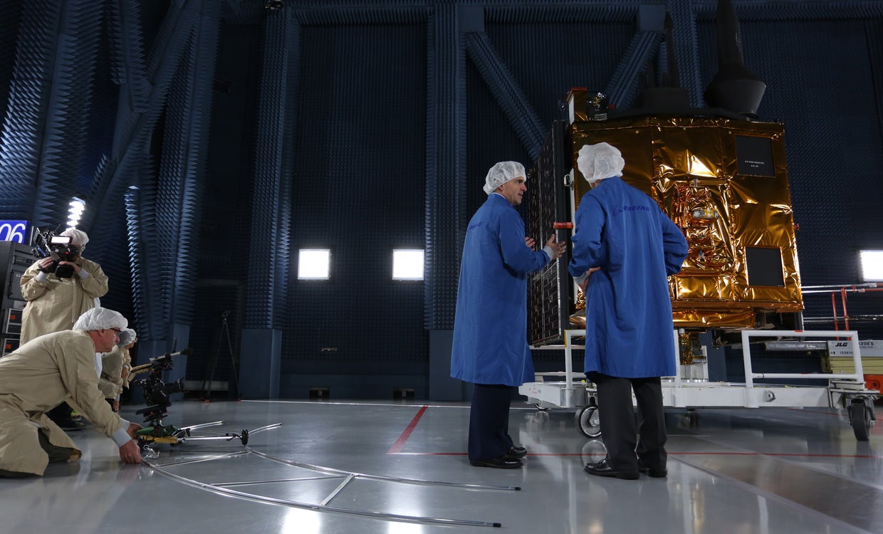 The Battle Above - CBS News