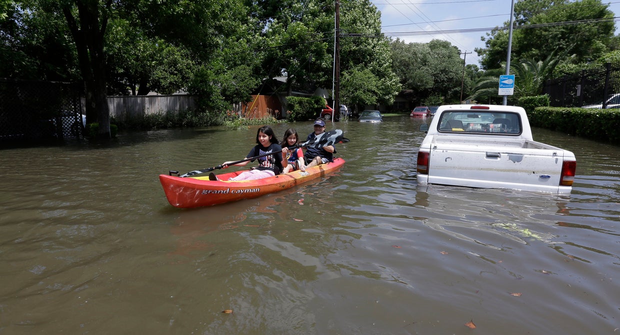 Heavy Texas rains bring flooding