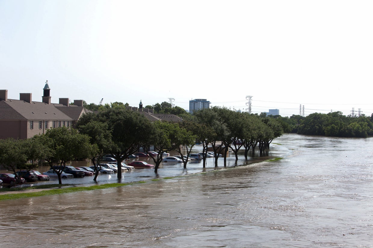 Heavy Texas rains bring flooding