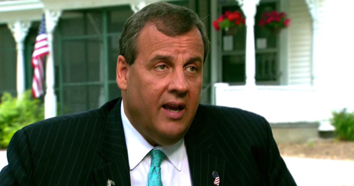 Election 2016: Chris Christie: Hillary Clinton is clueless on voter ...