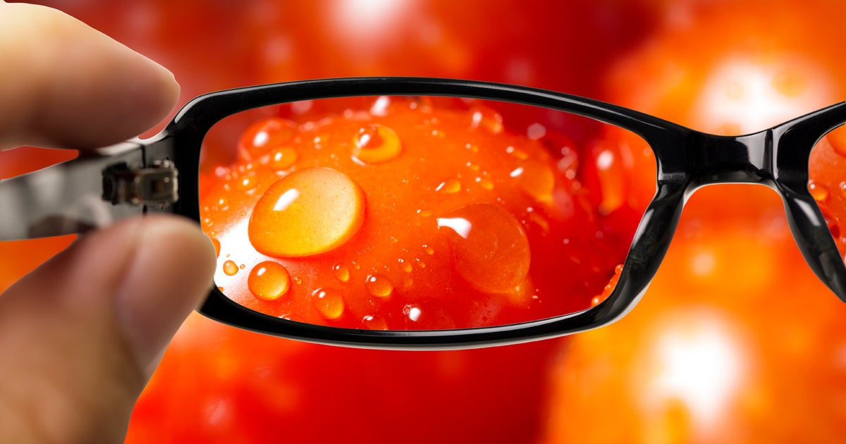 Foods to help fight vision loss from macular degeneration - CBS News