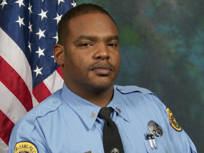 New Orleans police officer shot to death while transporting suspect ...