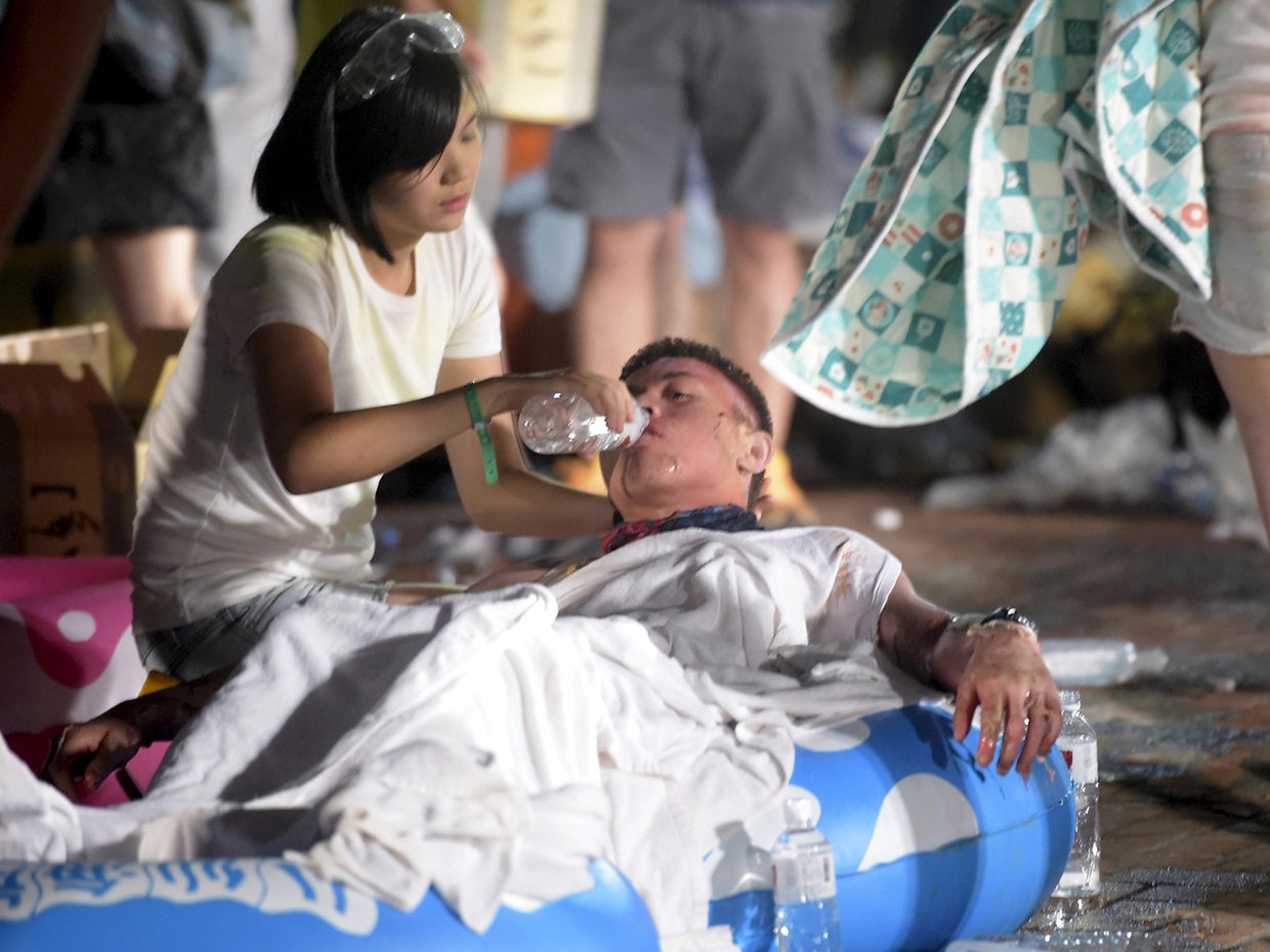 Hundreds hurt in fire at Taiwan water park