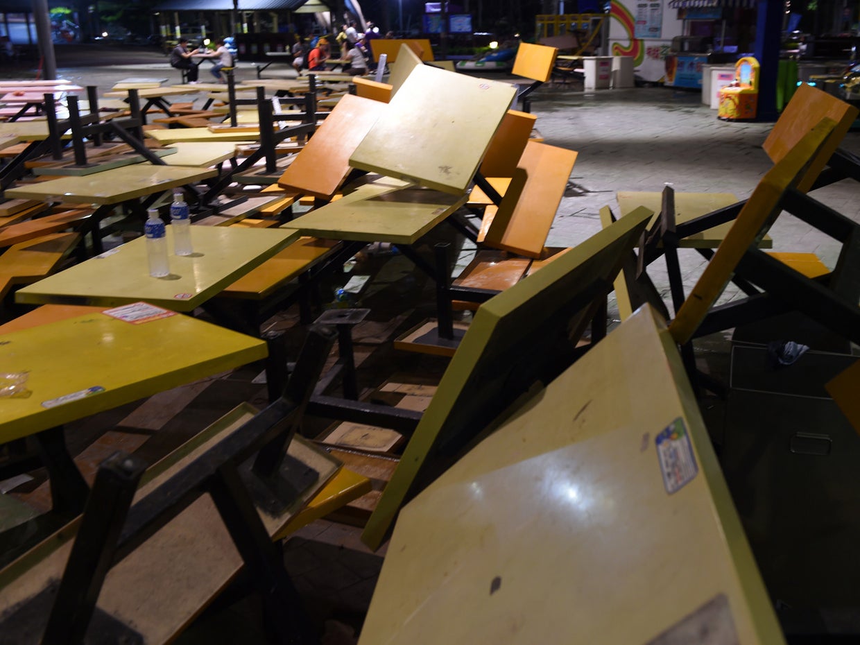 Hundreds hurt in fire at Taiwan water park