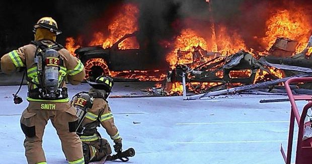 Pilot killed when Flight for Life helicopter crashes in Colorado - CBS News