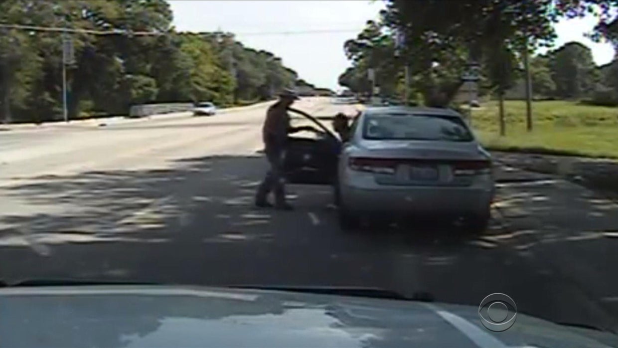 Sandra Bland arrest: Officer says prosecutors silenced him - CBS News