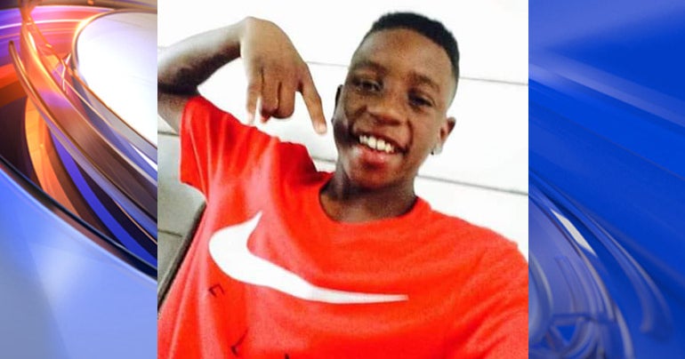 Indianapolis police fatally shoot 15-year-old Andre Green - CBS News