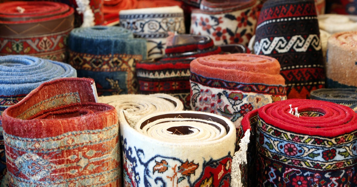 Iran's carpet weavers ready for rug revival - CBS News
