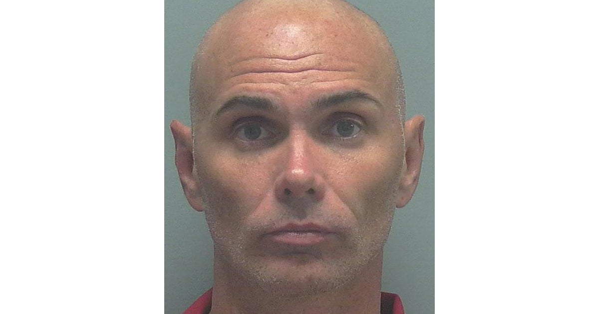 Canadian couple catches burglar at Fort Myers, Florida beach house on ...