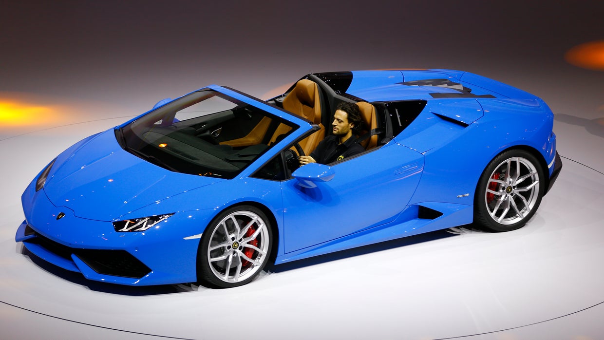 Auto veteran takes the wheel at Google's driverless car division - CBS News