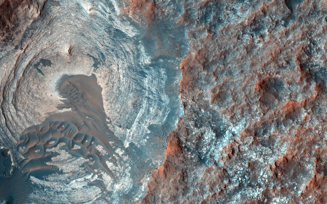 Gorgeous abstract Martian landscapes