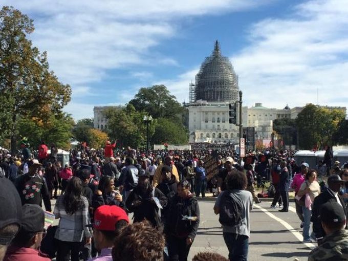 Calls for change at 20th anniversary of Million Man March - CBS News