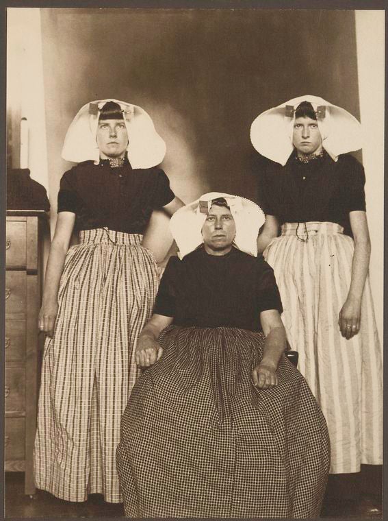Ellis Island immigrant portraits circa 1900