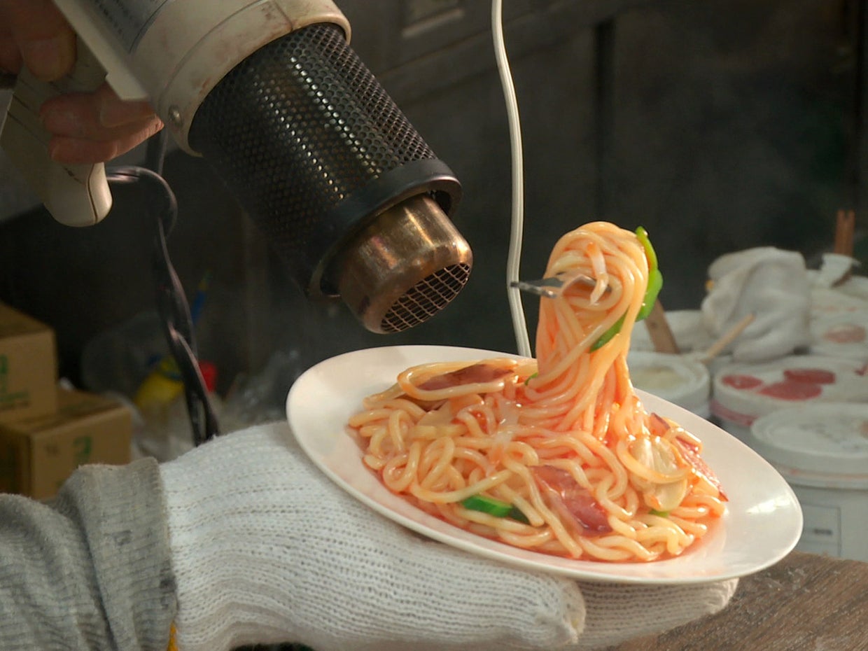Culinary art: Japan's fascinating plastic food