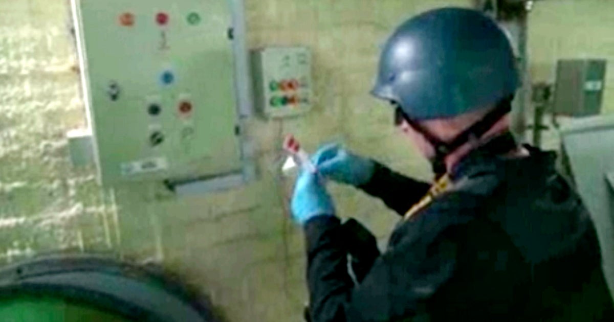 ISIS pursuing production of chemical weapons, officials say - CBS News