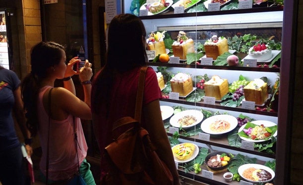 Culinary art: Japan's fascinating plastic food