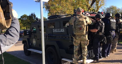 Special task force officer recovering from shooting in Texas - CBS News