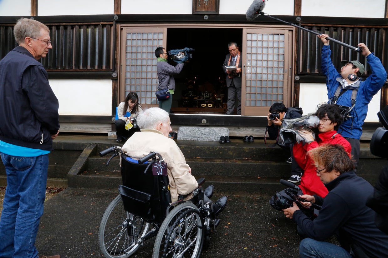 American World War II veteran and former POW Scott Downing returns to ...