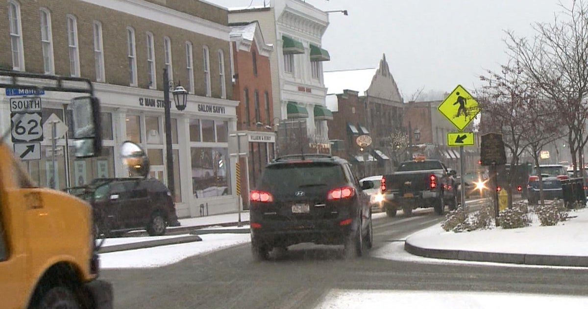 First snow in Buffalo falls later than it has since 1899 - CBS News