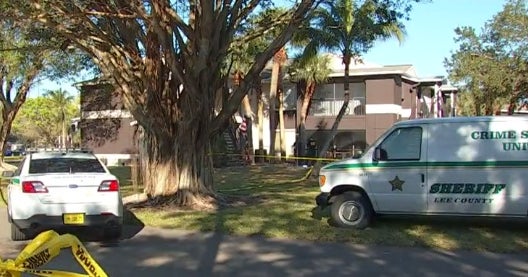 3 found dead at "gruesome" crime scene in Florida apartment - CBS News