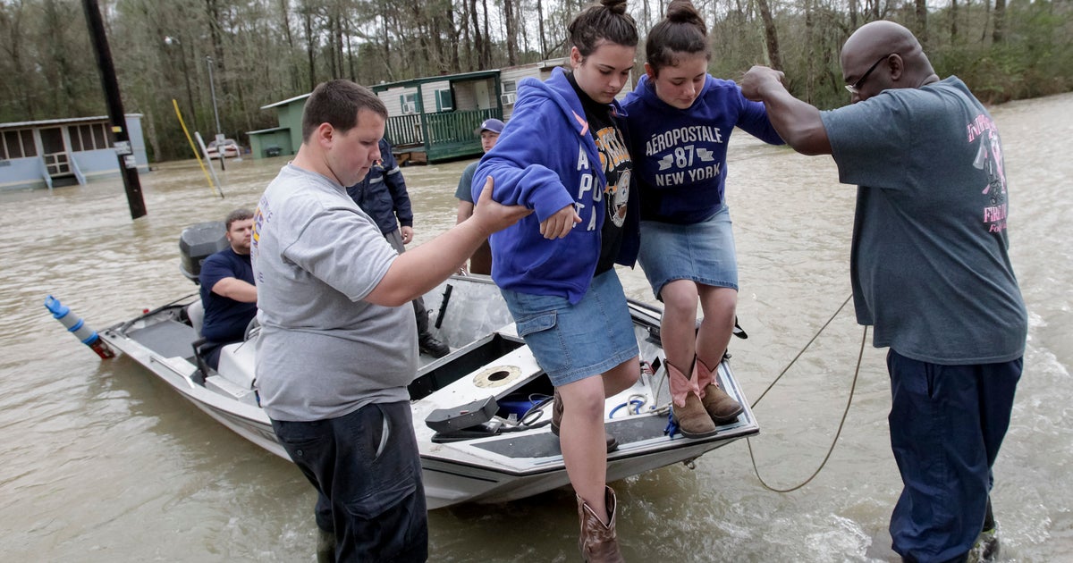 Parts of South still underwater after historic flooding - CBS News