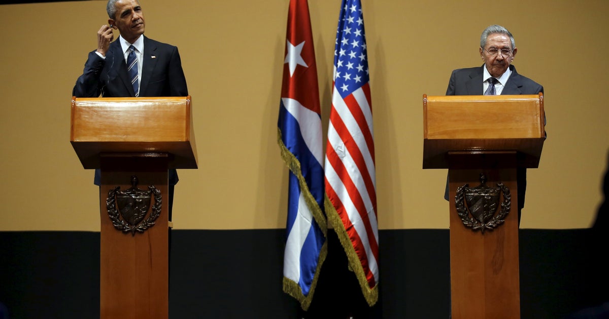 Standing beside Cuban president, Obama calls on Congress to lift trade ...