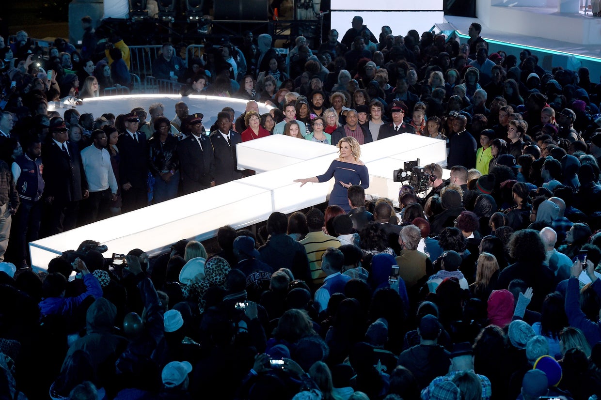 Tyler Perry, Daughtry and Seal bring "The Passion" to a modern audience ...