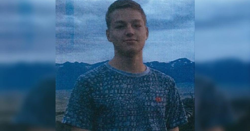 Texas police search for missing spring breaker Justin Walker - CBS News