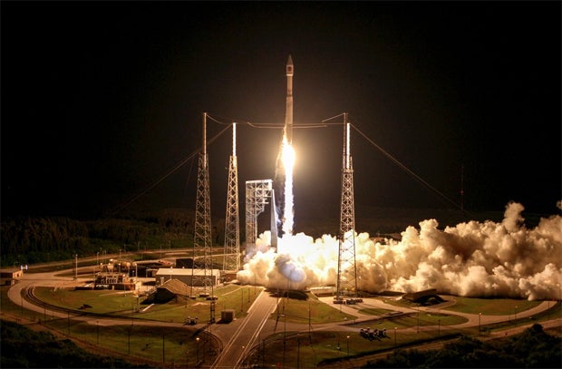 Space station cargo ship carries cool science experiments into orbit ...