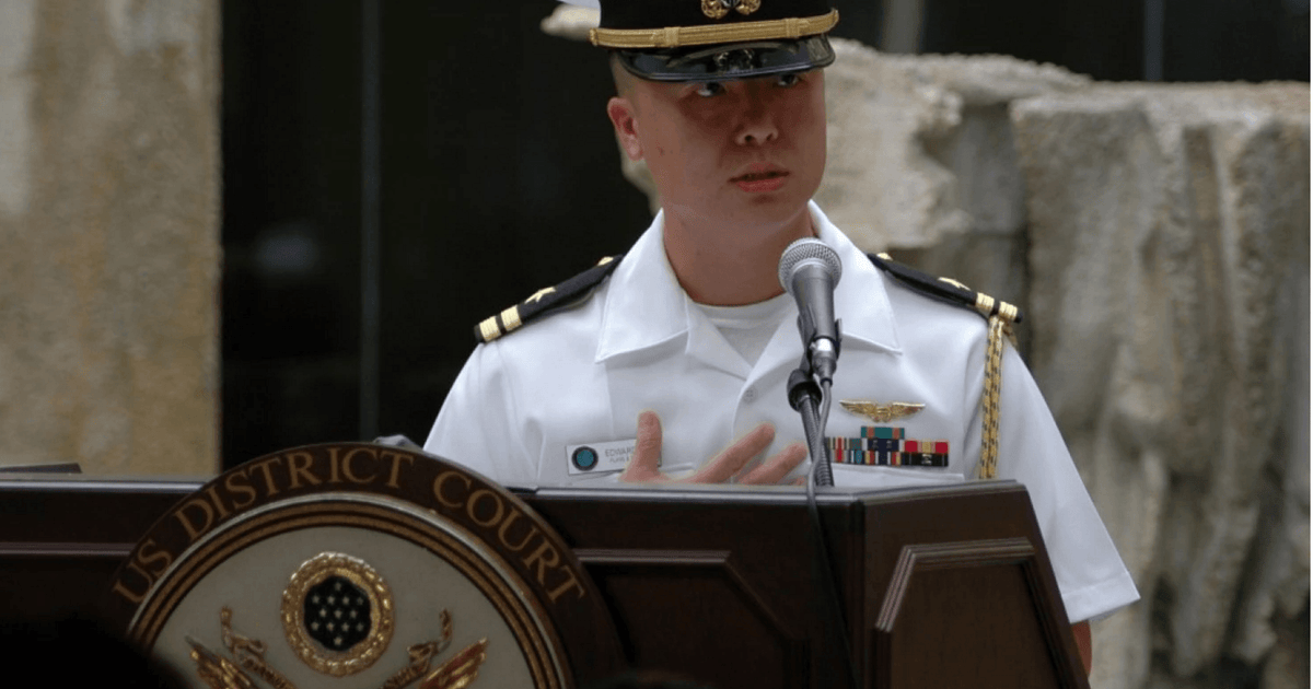 Navy officer accused of passing classified information - CBS News