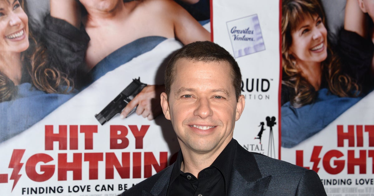Jon Cryer compares Donald Trump to Charlie Sheen - CBS News