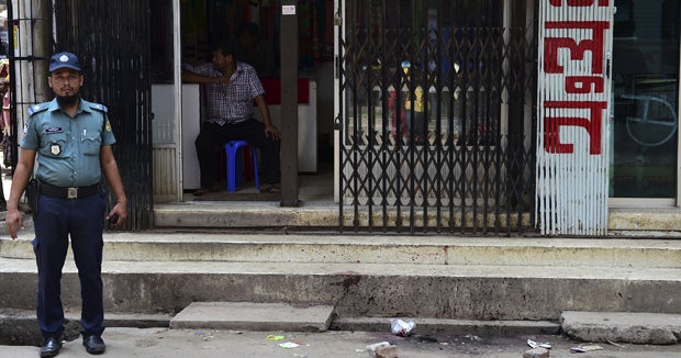 Bangladesh university professor hacked to death on way to work - CBS News