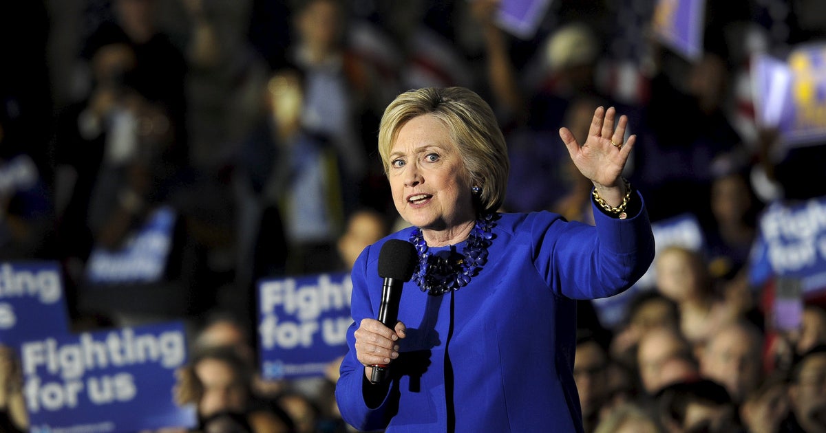 Hillary Clinton campaign staffers' laptops stolen in Philadelphia - CBS ...