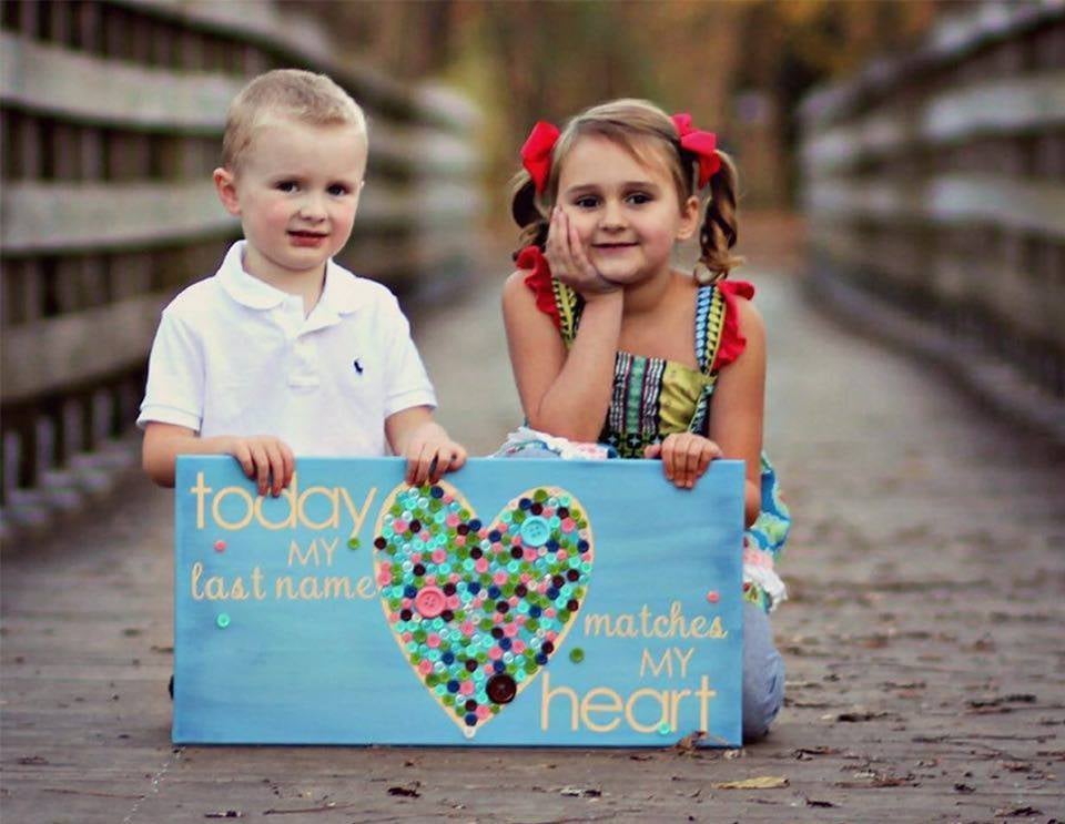 29 heartwarming photos of foster kids getting adopted