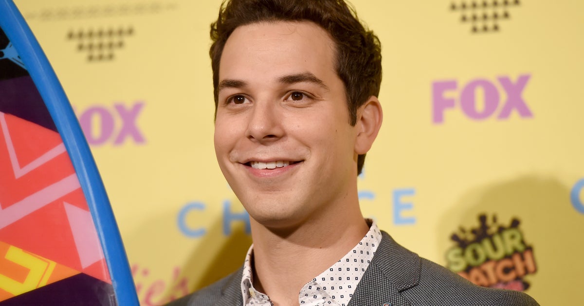 Skylar Astin on "Pitch Perfect 3": How about a cappella in space? - CBS ...