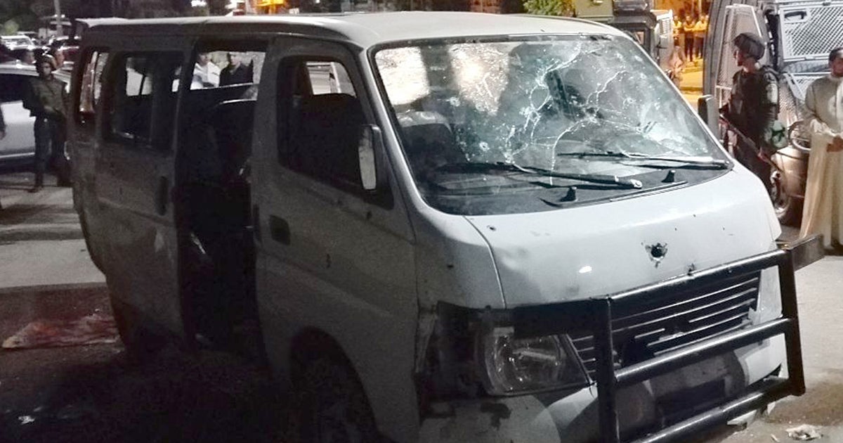 ISIS claims slaughter of Egyptian policemen near Cairo - CBS News