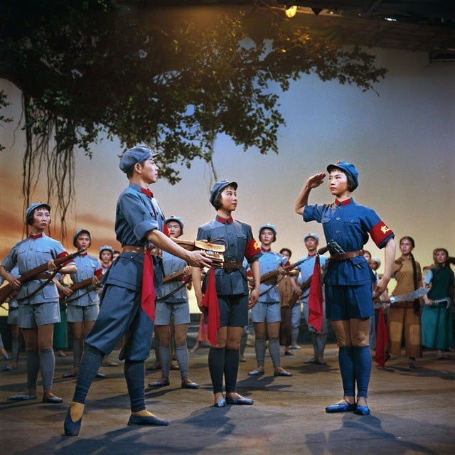 Rare photos of China's Cultural Revolution model operas