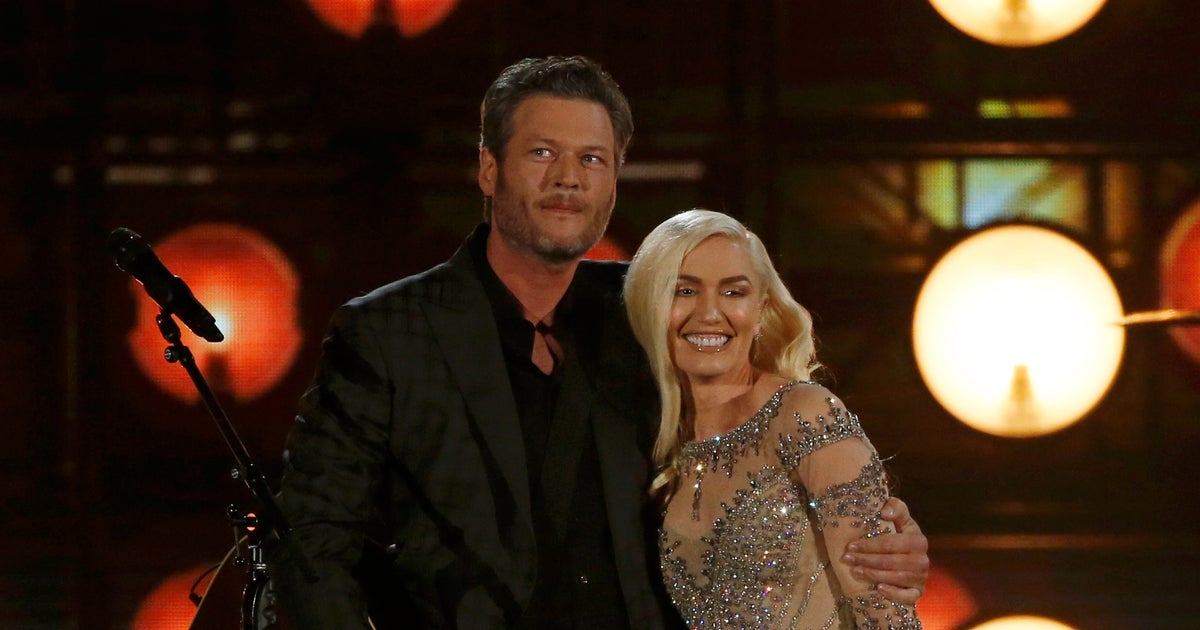 Gwen Stefani and Blake Shelton get married - CBS News