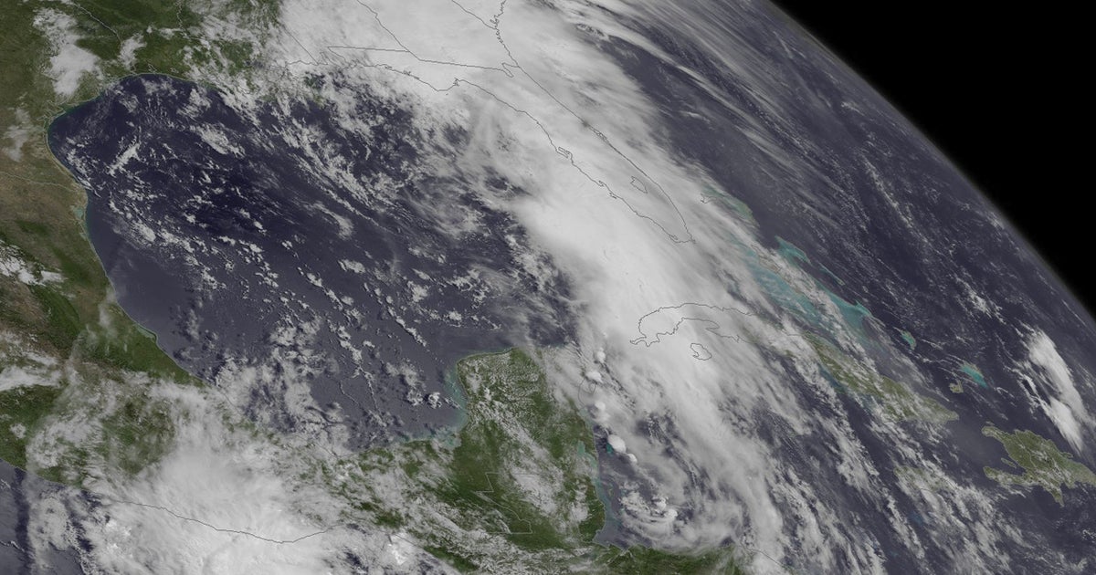 Tropical Storm Colin sets record as it hits Florida - CBS News