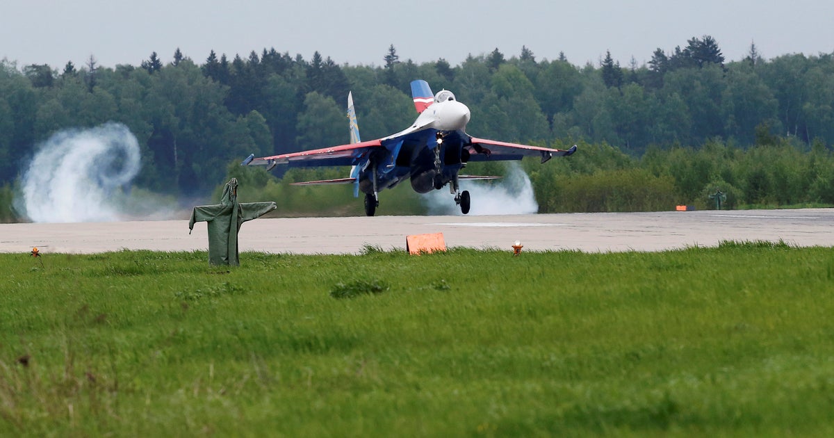 Russian fighter jet comes within feet of U.S. spy plane over Baltic sea ...