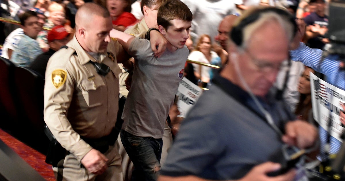 Police: Man arrested at Vegas rally said he wanted to kill Trump - CBS News