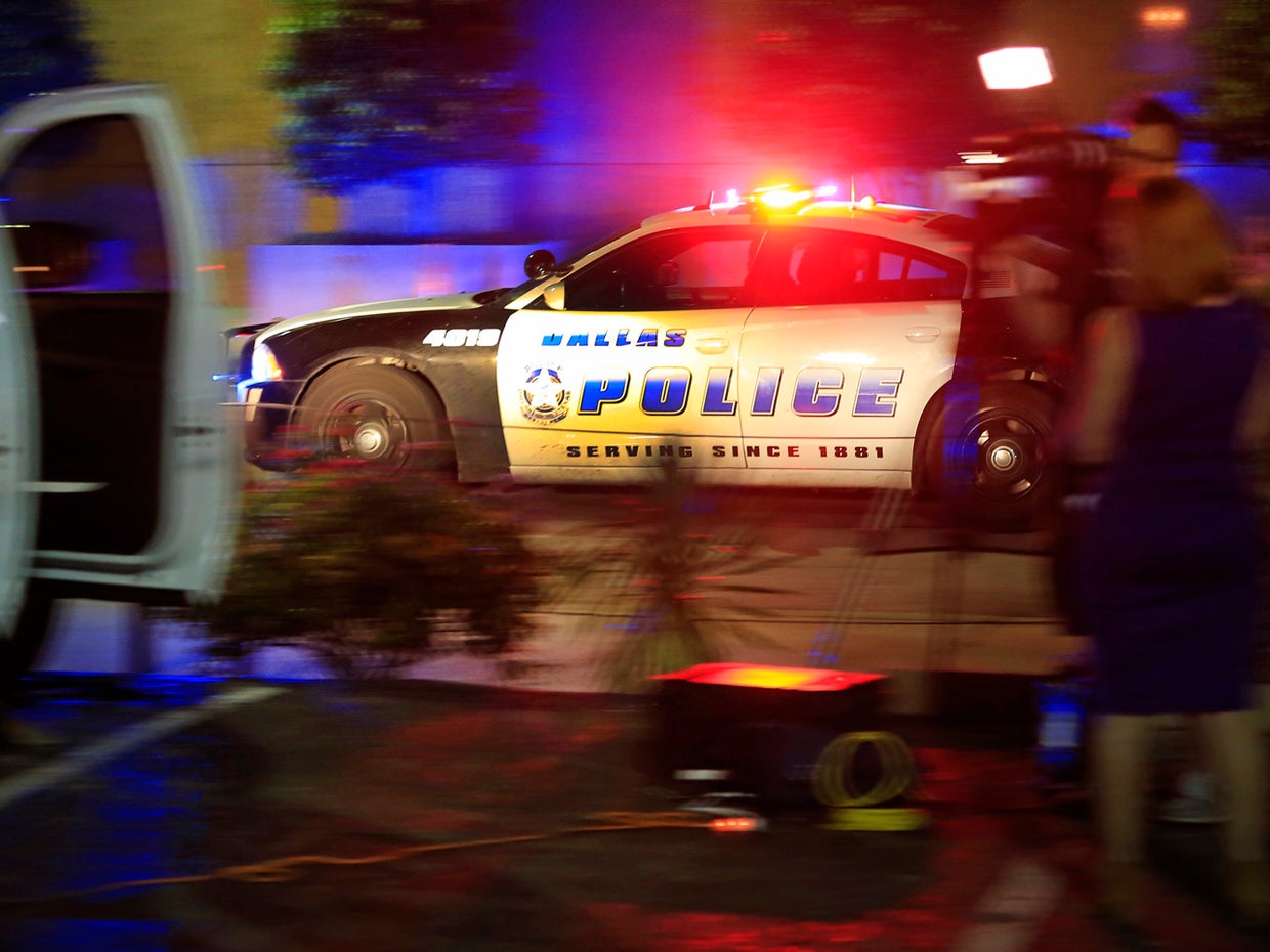 Dallas shooting: Police officers killed in ambush