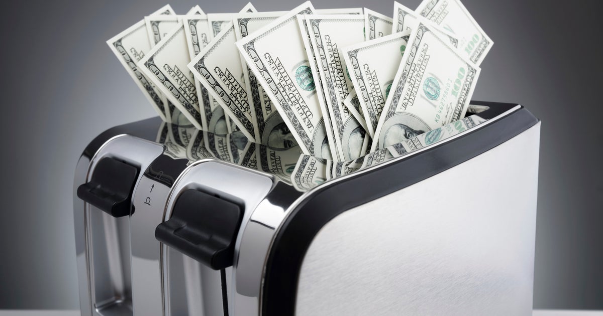 Better than a toaster? Banks offer cash to get customers - CBS News