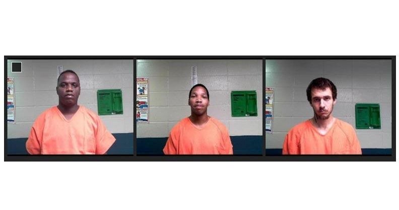 Authorities searching for 3 inmates who escaped Louisiana jail - CBS News