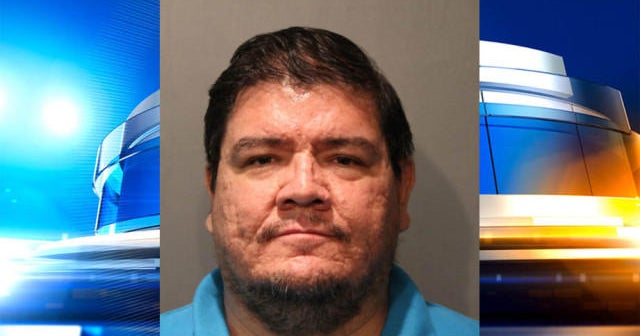 Suspended Chicago priest Octavio Munoz arrested on child porn charge ...