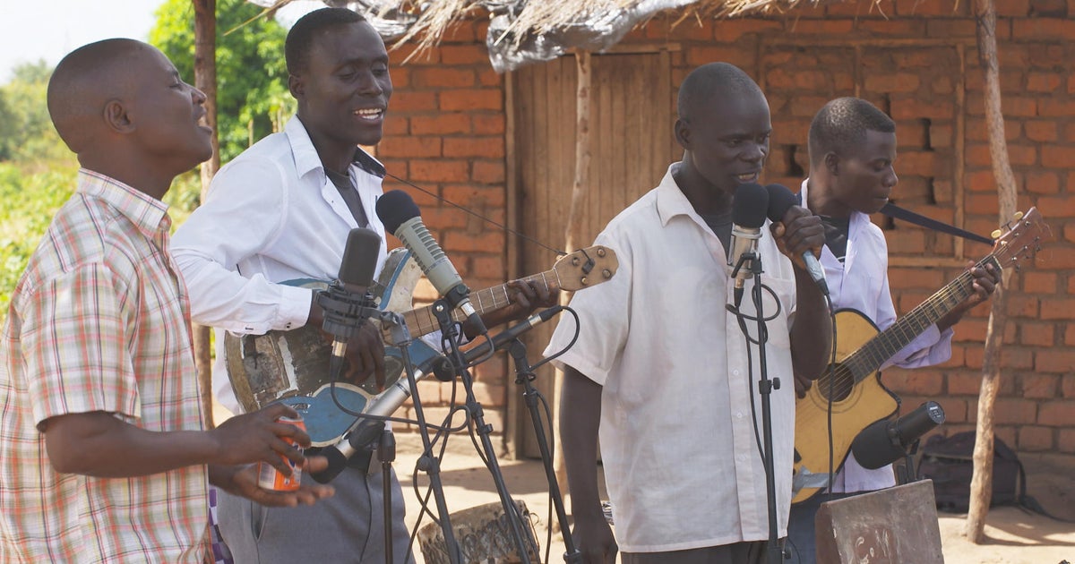 The Malawi Mouse Boys - CBS News