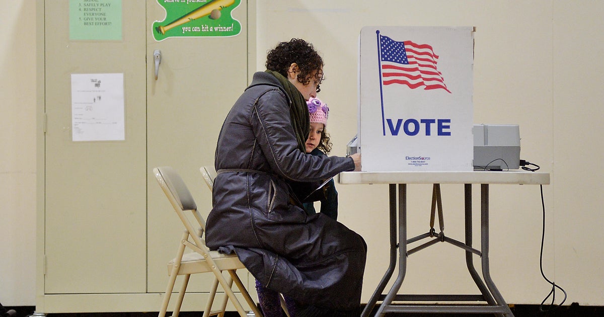 Hillary Clinton's popular vote lead raises questions about the ...