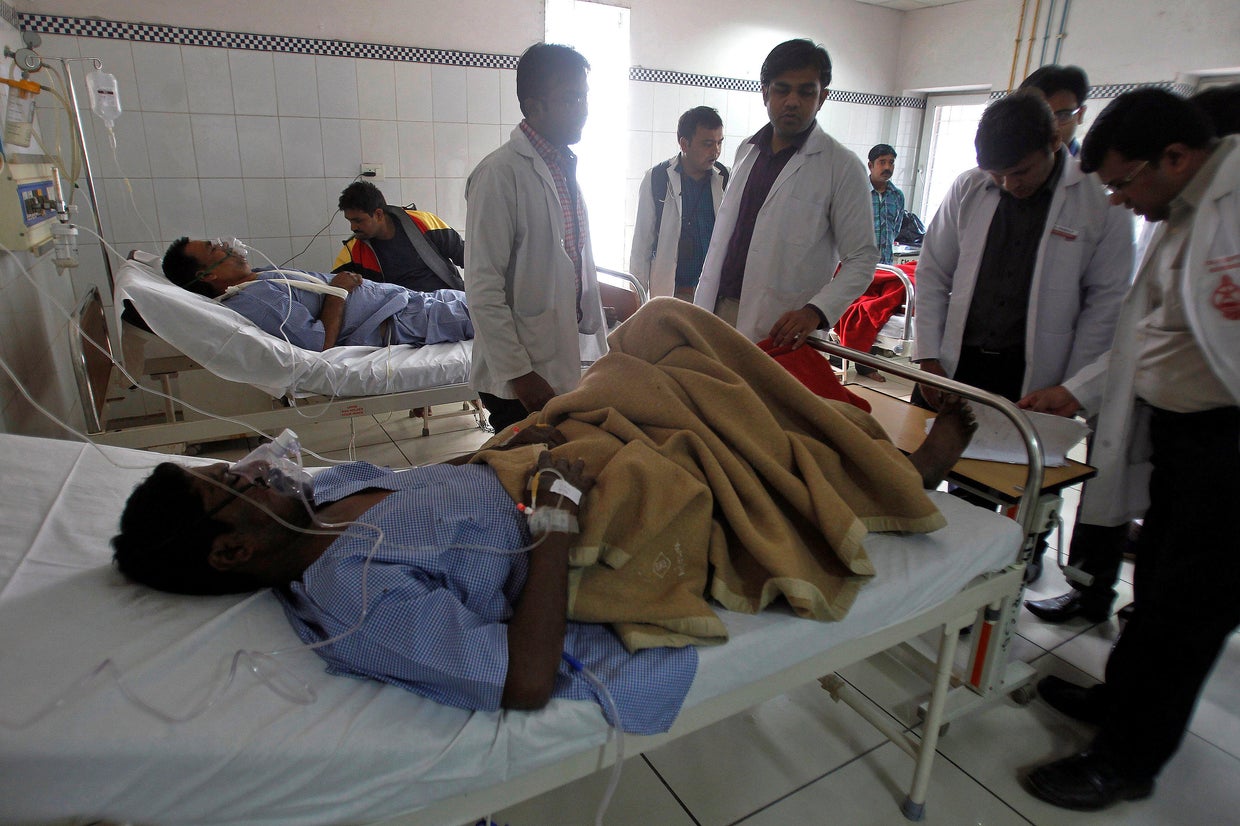 India train derailment leaves scores dead near Kanpur - CBS News