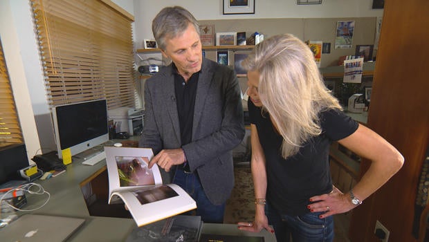 Viggo Mortensen: Making peace with the camera - CBS News