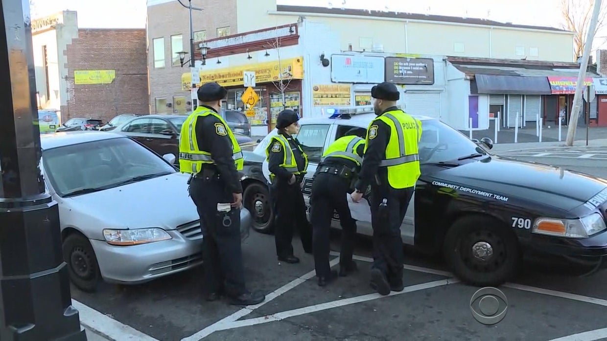 Newark murder rate down 10 percent - CBS News